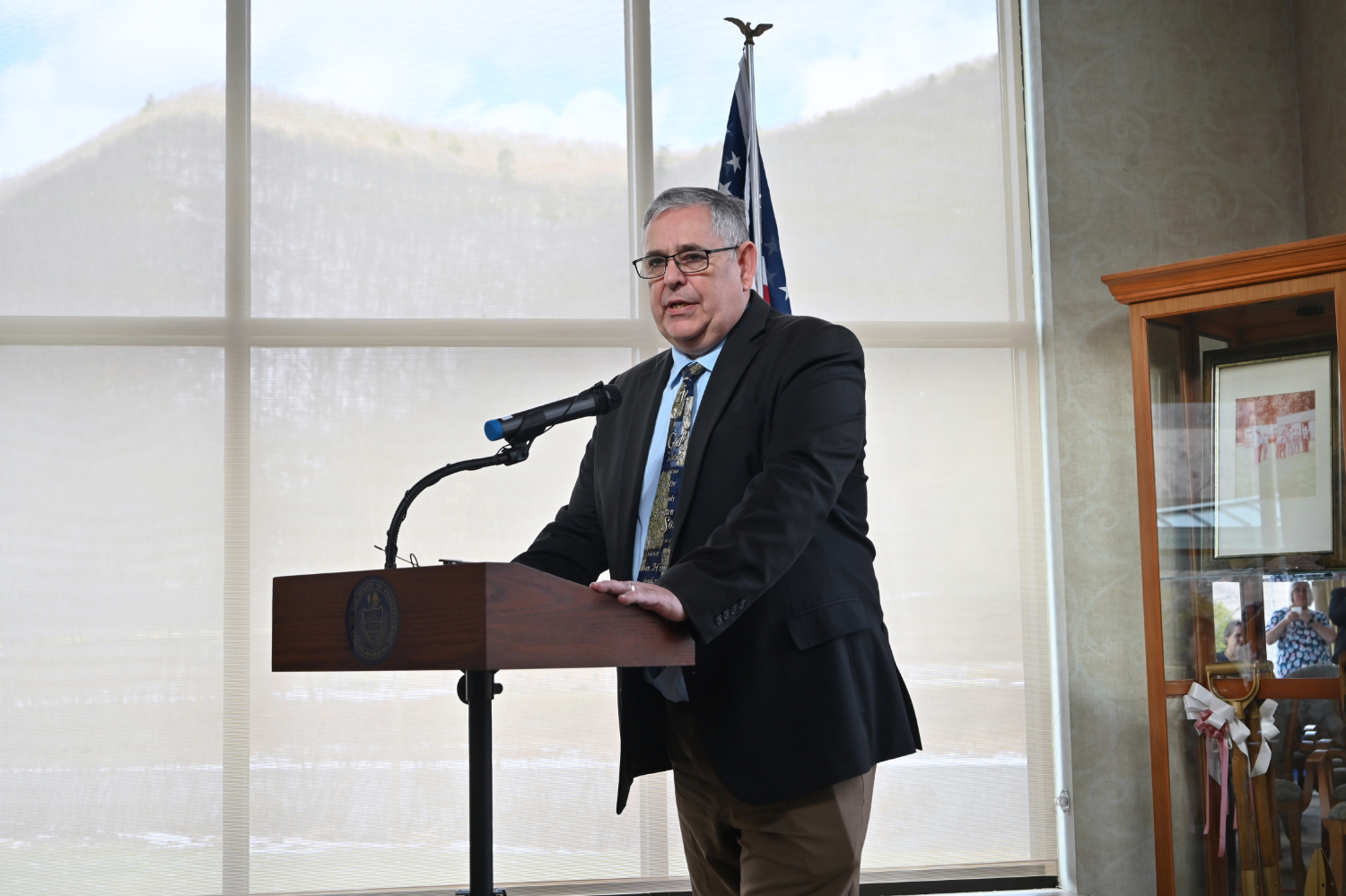 Sen Cris Dush – The Record Online